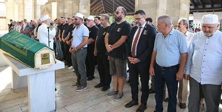 Oyuncu Umut Avcı son yolculuğuna uğurlandı! - Magazin Haberleri - Sayfa 1