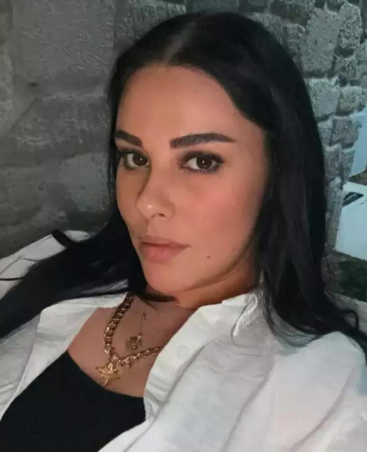 Ferdi Tayfur'dan manidar paylaşım! Kızı Tuğçe Tayfur ile soyadı krizi ...