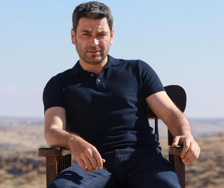 Ozan Akbaba, Uzak Şehir'in Cihan'ını anlattı! 'Adalet duygusunu ...