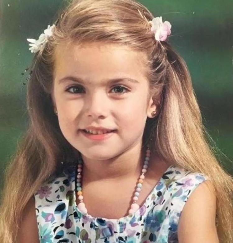 Çocukluk fotoğraflarını paylaşan ünlülerin şaşırtan halleri! - Magazin ...