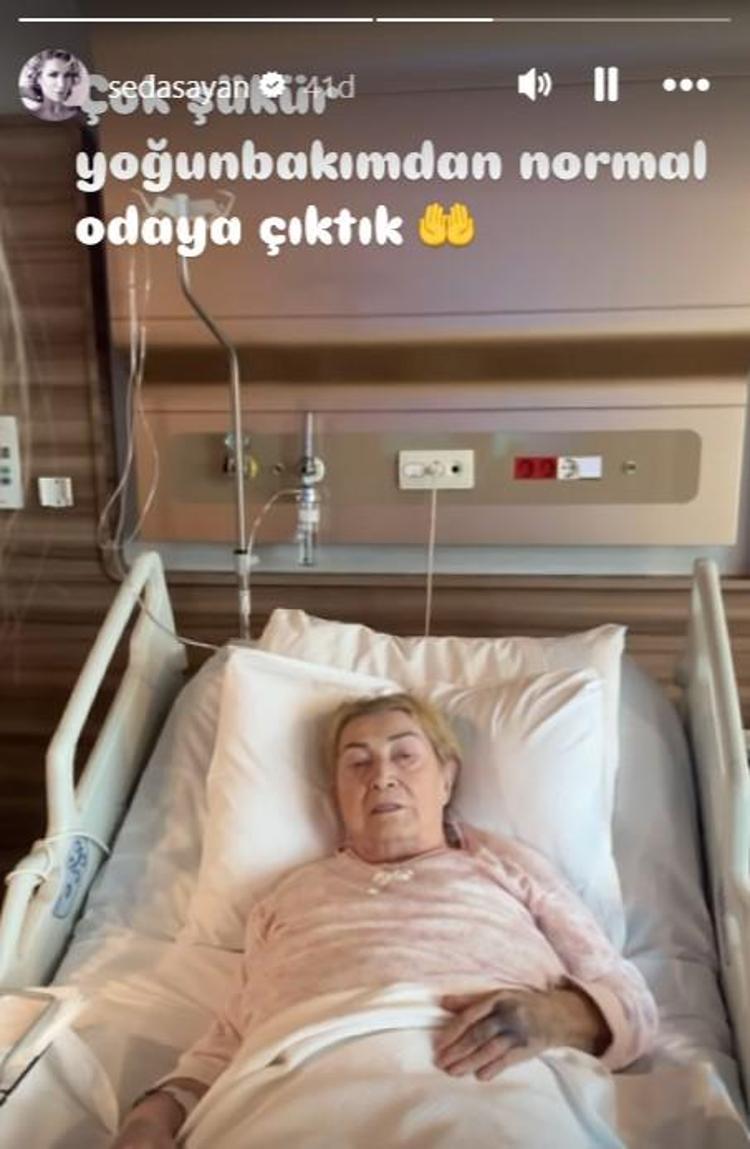 Günlerdir yoğun bakımda yatıyor! Seda Sayan annesinin son durumunu ...