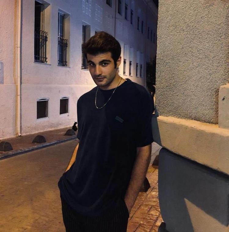 Oyuncu Atakan Yılmaz, bahis operasyonunda tutuklandı - Son Dakika ...