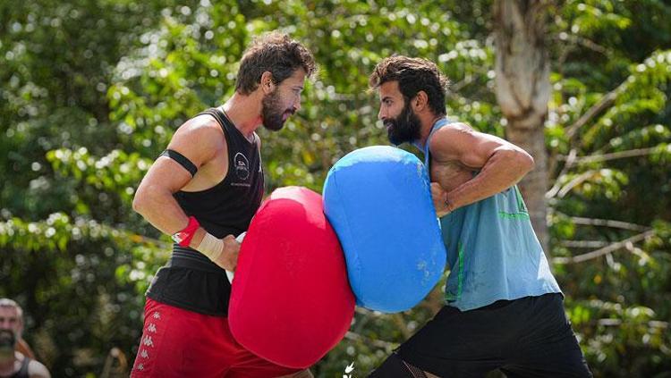 Survivor'da düellonun üçüncü ismi belli oldu! Pınar ile Sema konseyde ...