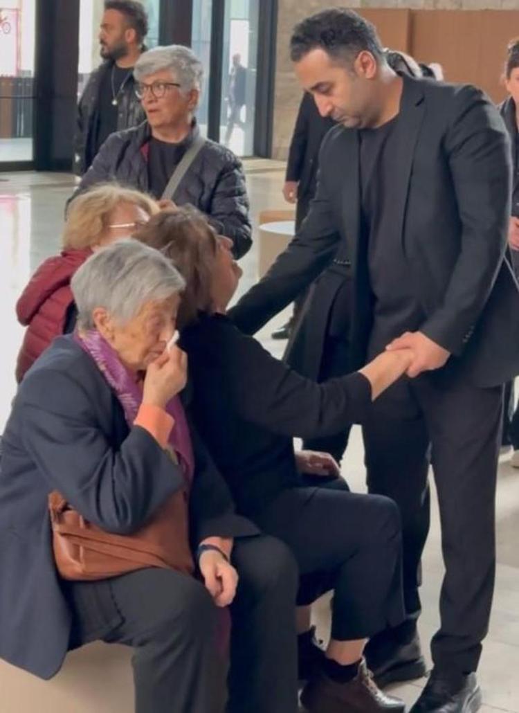 51 yaşında hayatını kaybetti! Ünlü oyuncu Şinasi Yurtsever bugün son ...