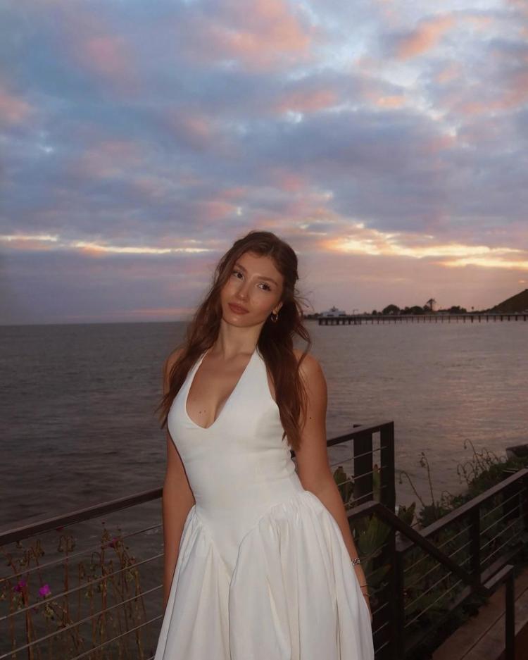 6 yıldır aşk yaşıyorlar! İlayda Akdoğan ve sevgilisinden kötü haber ...