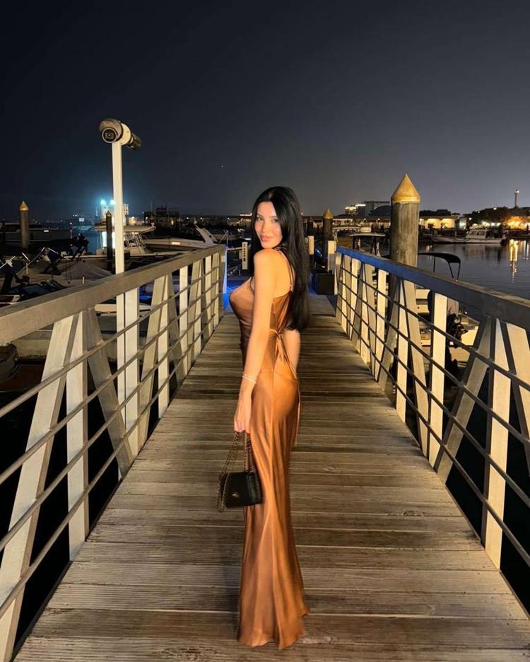 4 aylık hamileyken aldatılan Liz Wizard nişanlısından ayrıldı - Son ...