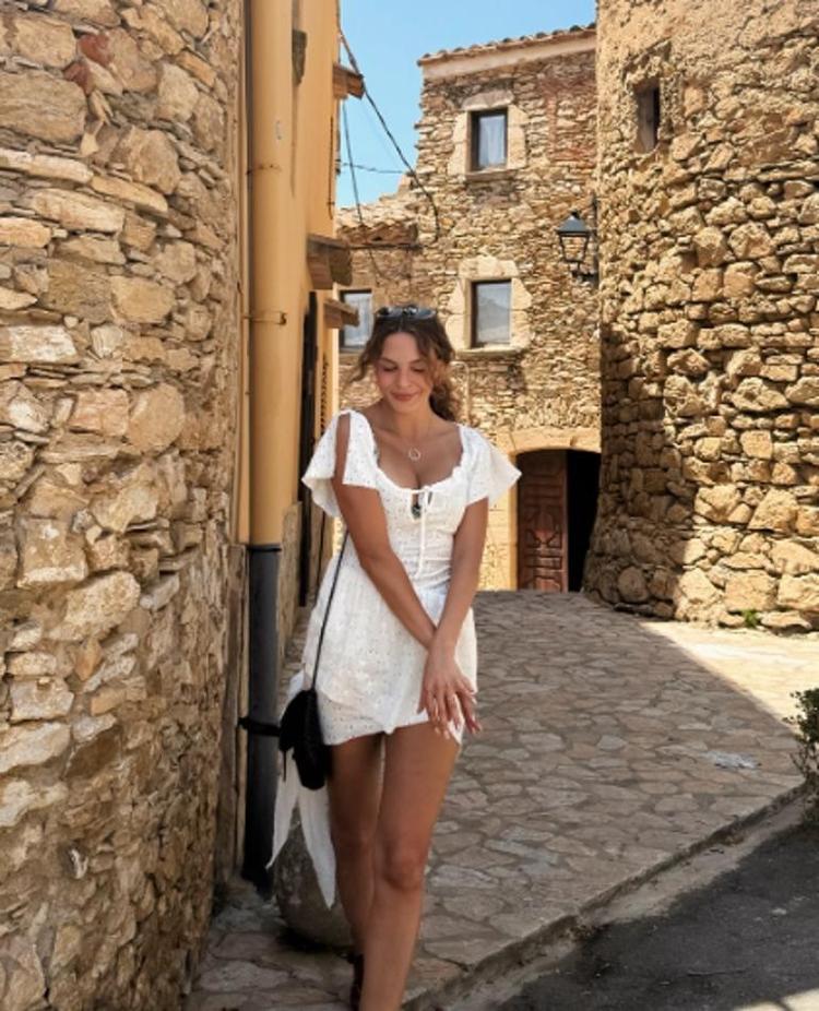 Cedi Osman ve Ebru Şahin’den Barselona yatırımı iddiası! Paylaştığı ...