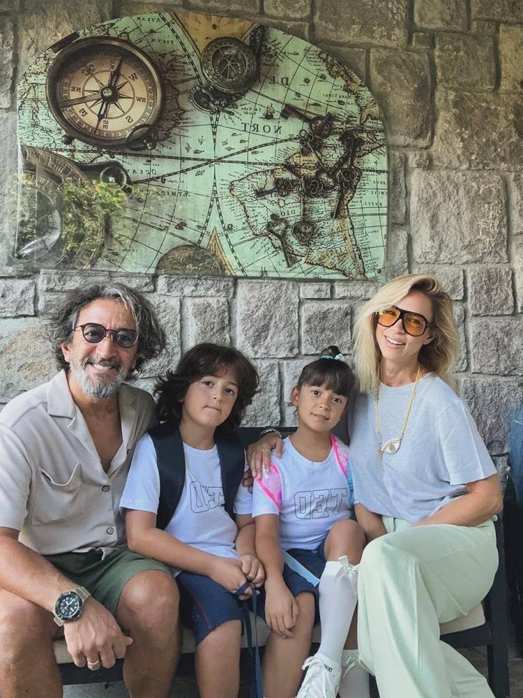 Şarkıcı Fettah Can ve Cansu Kurtçu'nun ikizleri kocaman oldu! - Magazin ...
