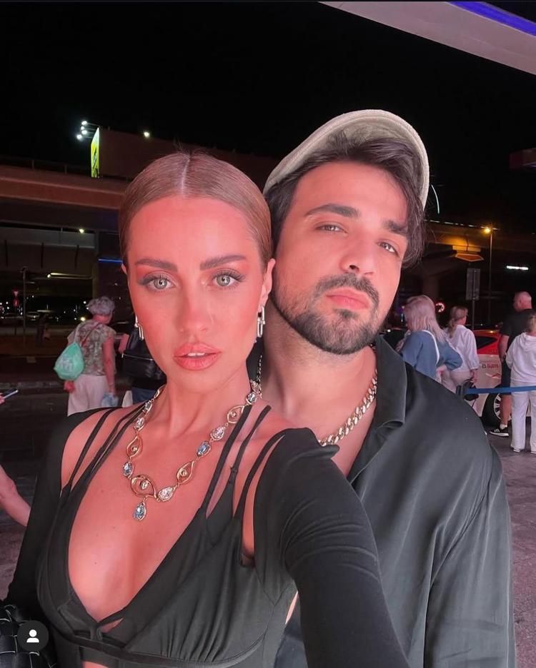 Derya Uluğ ve nişanlısı Asil Gök’ün kapısında kabus! Öfkeli komşu sinir ...