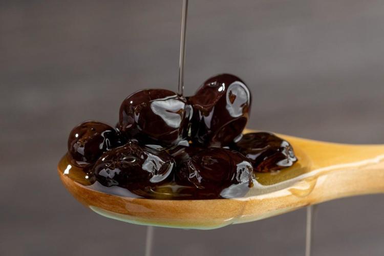 Siyah zeytin mi, yeşil zeytin mi? Hangisinin daha sağlıklı olduğu ...