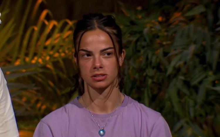Survivor'a veda etmişti! Beyza'nın ilk hamlesi kafa karıştırdı ...