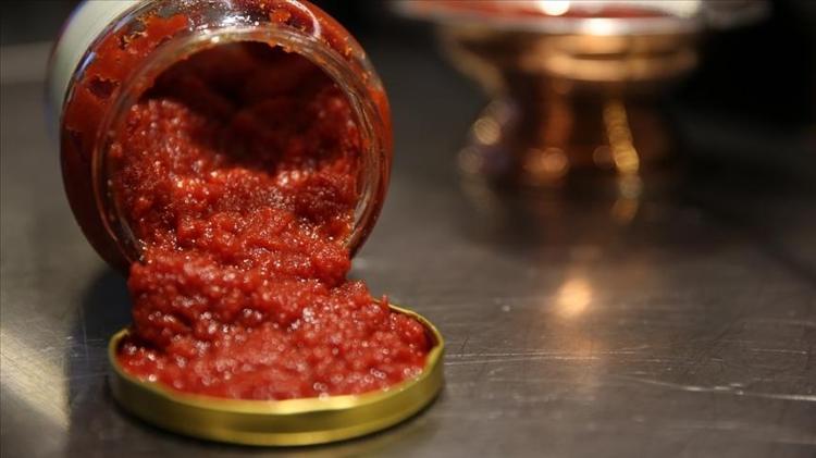 Dünyanın en kolay salça tarifi! 'Ben yapamam' diyen kimse çıkmıyor ...