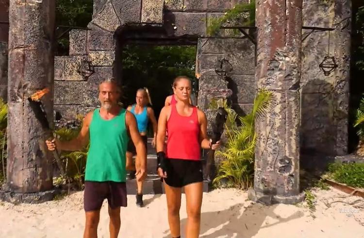 Survivor'da duygusal veda! Finale sayılı günler kala elendi - Magazin ...