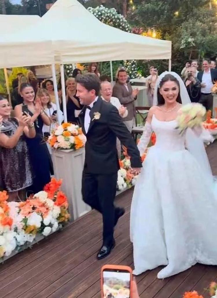 Tolga Güleç ve Öykü Cengiz nikah masasına oturdu - Magazin Haberleri ...